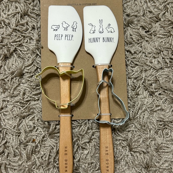 Rae Dunn | Kitchen | Brand New Rae Dunn Easter Spatula And Cutlery Set ...